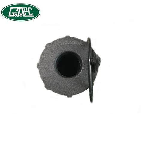 3.6TD V8 Oil Filter LR002338 Land Rover - Land Rover & Jaguar Parts ...
