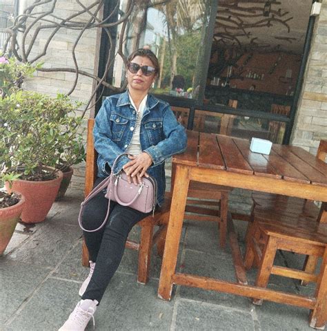 Nepal ।।मानवताको एउटा ज्वलन्त उदाहरण ।। मानवता हराएको यो स्वार्थी जमानामा पनि हृदयमा मानवता