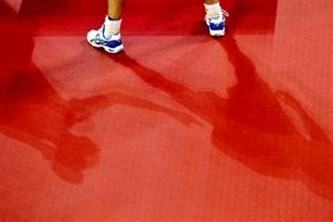 Kauno Urmo Bazėje Prekiauta Garsių Firmų Sportbačių Klastotėmis Delfi