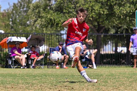 Nighte Pickering Signs With Memphis 901 3rd Degree