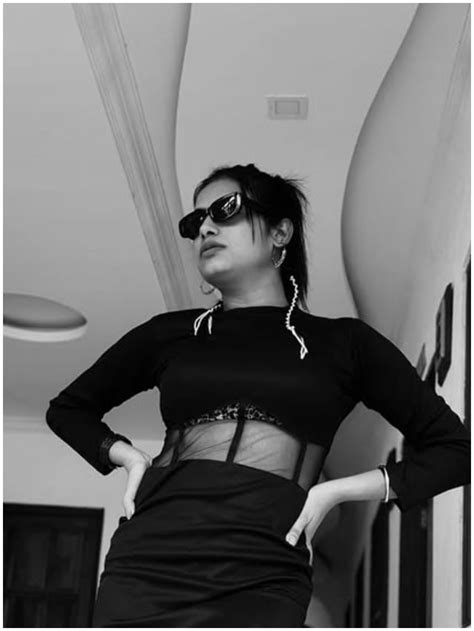 ಬಣ್ಣದಲ್ಲೂ ಕಪ್ಪು ಬಿಳುಪಿನಲ್ಲೂ ಸೋನು ಶ್ರೀನಿವಾಸ್ ಗೌಡ ಮಿಂಚಿಂಗ್ Kannada News Latest Photos Of