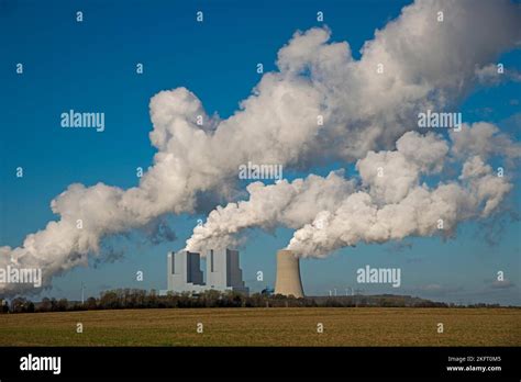 Neurath Power Plant A Base Load Power Plant Operated By Rwe Powerag With Lignite In