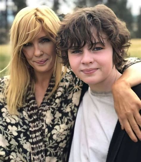 Kelly Reilly Plays Beth Dutton And Finn Little Plays Carter In