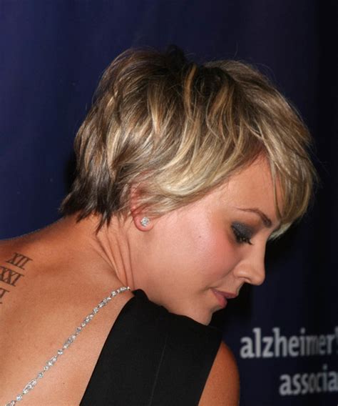 Blonde Pixie Kaley Cuoco Short Haircut Back View Kenjutaku