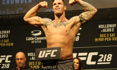 Ufc On Espn 1 Results Allen Crowder Defeats Greg Hardy Due To Illegal