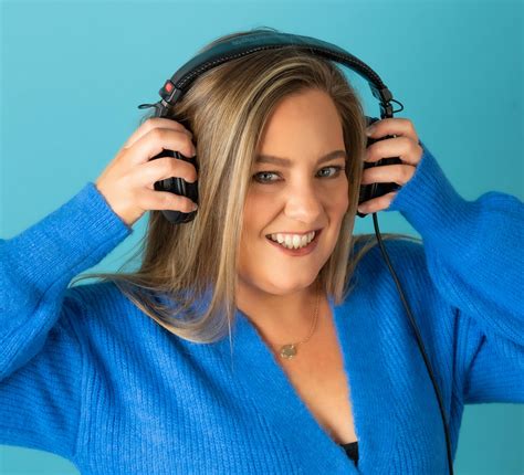 Emily Brew Christmas Fm