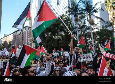 Los Angeles California Usa 28th Oct 2023 Tens Of Thousands