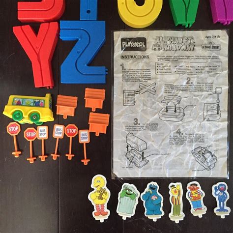 Complete Vtg Playskool Sesame Street Alphabet Roadway Letters Train Bus