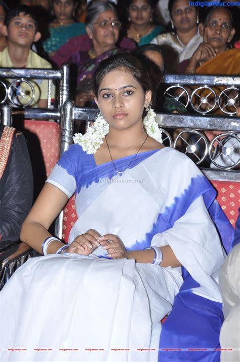 Sri Divya Actress Photoimagepics And Stills 282287