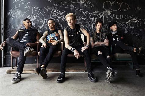 Sum 41 Announces Final Tour Dates And Last Ever Show Ahead Of Their Separation