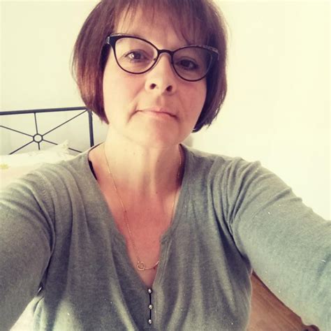 Rencontre Sandra 58 Ans Tournus Je Mappelle Sandra Je Suis Assistante De Soin En