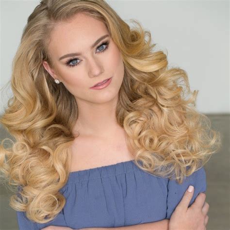 Julia De Groot Client Relations Specialist The Society Linkedin