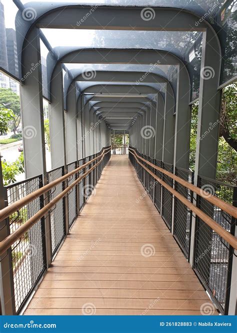 Pedestrian Bridge Shot From Above In Jakarta Gbk Stock Image Image Of Vehicle Architecture