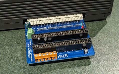 New Expansion Module Brings Standard Slots To Ancient Laptop Hackaday