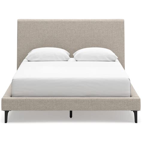 Signature Design By Ashley Grand Lit Plateforme Cielden Rembourré B119