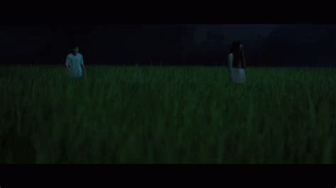 Phim Kinh D N Ng Ngang Thi N Linh C I G Y Hoang Mang V I C Nh D Trai Ra Ng L C N A M