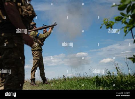 Automatic grenade launchers hi-res stock photography and images - Alamy