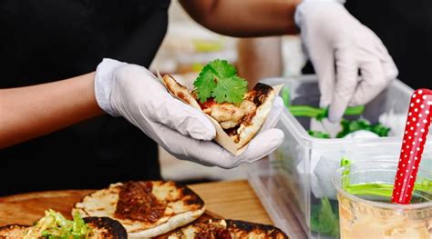 بهداشت و ایمنی مواد غذایی در رستوران شرکت پدیدکاران