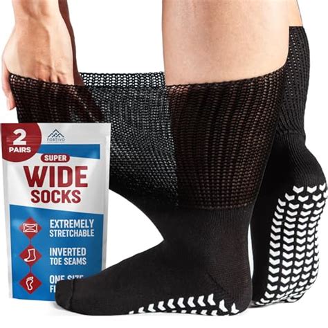 15 Best Grip Socks For The Elderly Safety And Comfort Combined