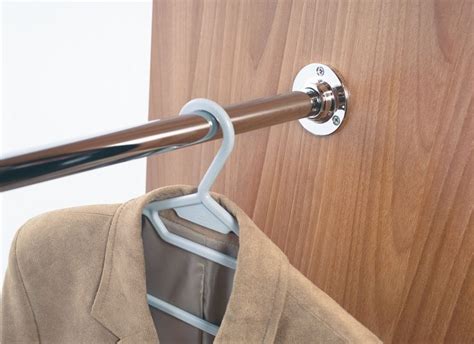 Штанга в шкаф для одежды расположение материалы размеры