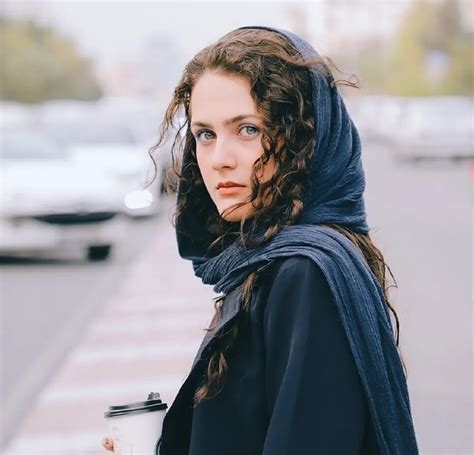 بیوگرافی نگار بابایی بازیگر سریال سوجان