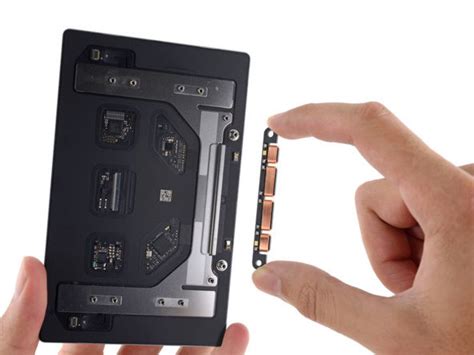 Disassembly And Repair Of The New MacBook Pro Inch Model Is Found To Be Extremely Difficult