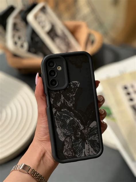 فروش عمده قاب و لوازم جانبی موبایل