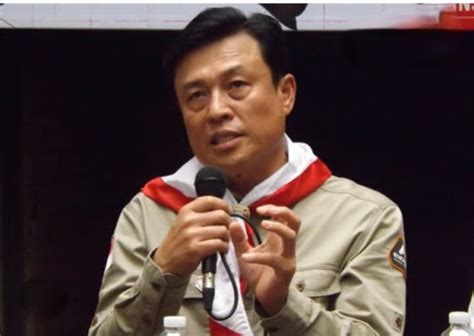 Ronny Lukito Terima Anugerah Kujang Atas Dedikasi Dalam Konservasi Alam