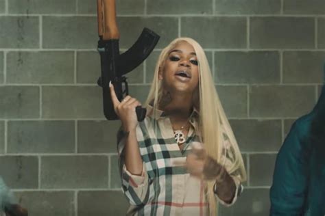 Molly Brazy Takes Hostages In Pop Sht Video