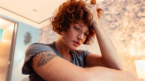 4 Clear Signs Someone Is Extremely Envious Of You Yourtango