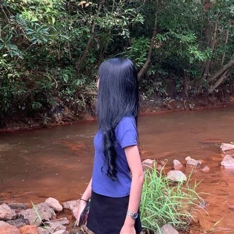 Mays 🪞𝙃𝙖𝙞𝙡𝙚𝙮🪞 🩶 𝘿𝙚𝙫𝙞𝙣𝙚 𝙁𝙚𝙢𝙞𝙣𝙞𝙣𝙚 𝙑𝙞𝙗𝙚 အပြည့် ရစေမယ့် 𝘿𝙧𝙚𝙨𝙨 လေးတစ်ထည် 𝘽𝙗𝙮 တို့ရှေ့ ရောက်လာပါပ