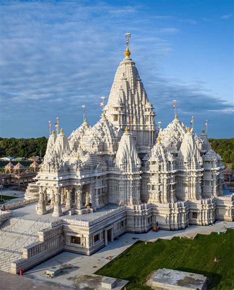 دومین معبد بزرگ هندو جهان در خارج از هند؛ 100 میلیون دلار هزینه برای این معماری در آمریکا تصاویر