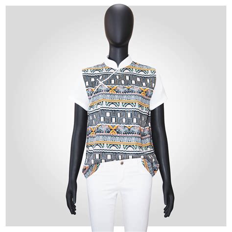 Yumjir Fashion Шинэ өдрийн мэнд Богино ханцуйтай