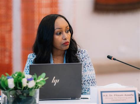 የፕላንና ልማት ሚኒስትር ፍጹም አሰፋ ዶ ር ያቀረቡት የ100 ቀናት የስራ አፈጻጸም ግምገማ ሪፖርት ኢዜአ አማርኛ Ena