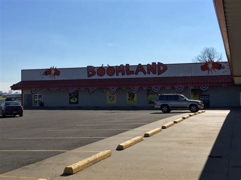 Boomland 26 Photos And 13 Reviews Fireworks 6399 State Hwy 77