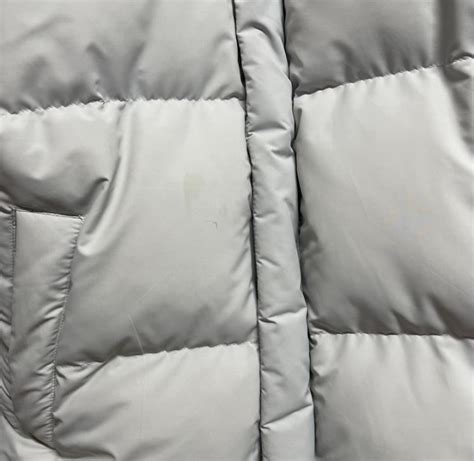 밝은 색 패딩 얼룩 세탁 지식in