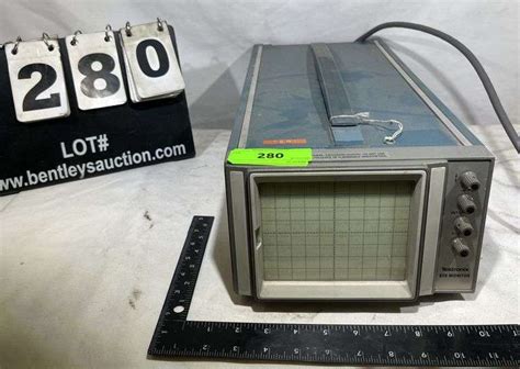 Tektronix 620 Monitor Bentley And Associates Llc