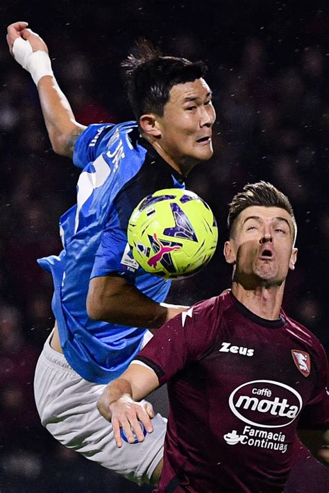 김민재 풀타임 맹활약 나폴리 승점 50 선착 서울경제