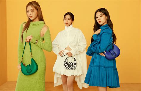 ITZY X CHARLES KEITH Collection Winter Exclusive Bags Shoes