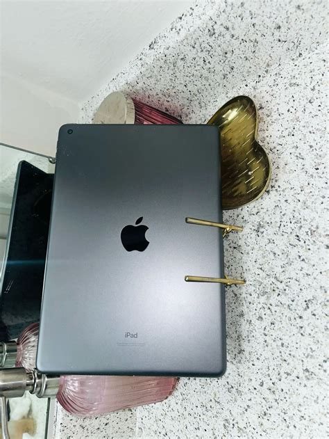 iPad 8th Generation 128 GB - Like New! ($128 or highest bidder lol ...