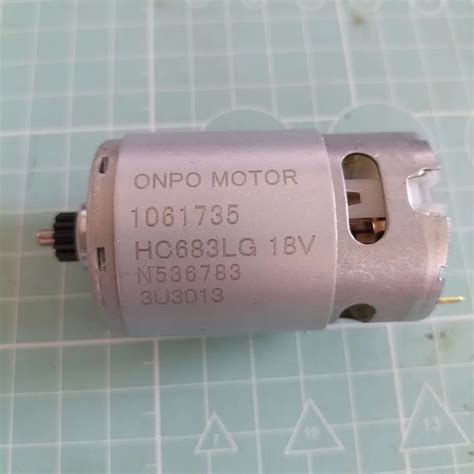 ONPO-HC683LG-18V-13-1061735-Black-Decker-BDCHD18-H1-10mm-0-360-1400RPM.jpg