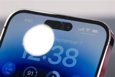 Как на самом деле выглядит вырез в экране iPhone 14 Pro