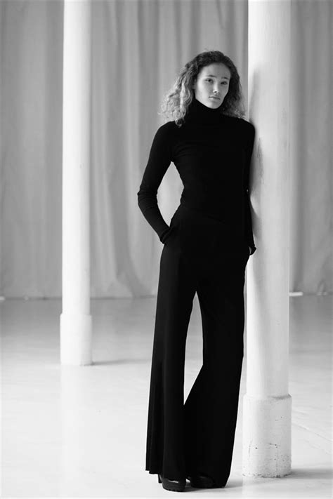 Leona Model Management