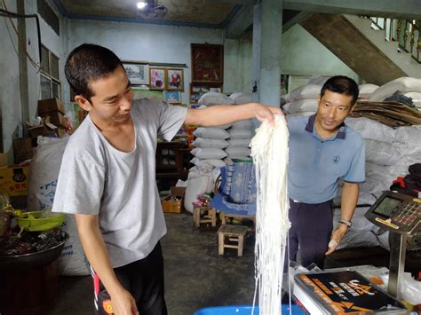 နမ့်ခမ်းမြို့နယ်တွင် အလတ်စားစက်မှုလုပ်ငန်းဖြစ်သည့် ရှမ်းခေါက်ဆွဲထုတ်လုပ