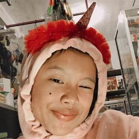 61vianda Karenia Putri Youtube