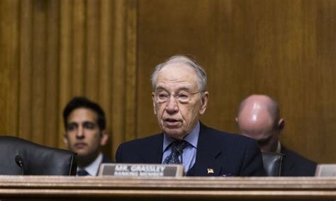 Senators ask IRS to launch probe of nonprofit hospitals' tax-exempt status