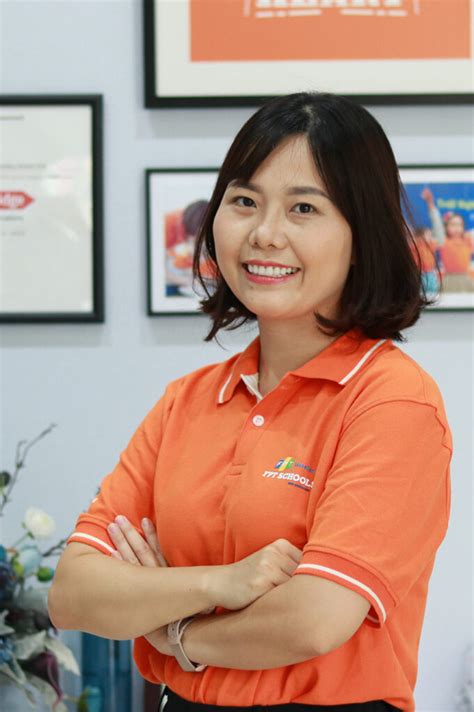 Cô Lê Thị Thu Hà Trưởng Khối Thcs Gv Toán Học Trường Tiểu Học