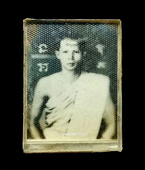 รูปถ่ายอัดกระจกหลวงพ่อเกรียงหลังหลวงพ่อซวง วัดชีปะขาว จ สิงห์บุรี พุทธคุณ0881915131