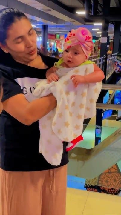 එයාගෙ අම්මි වෙන කෙනෙක් හුරතල් කරනවා දැකලා Youtube