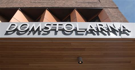 Tonåringar Häktade Misstänkta För Mord